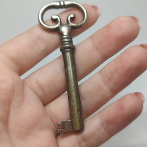 Vintage English Key,collectable Key,pendant Key - Etsy