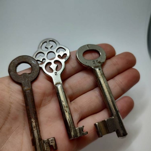 Old Keys - Etsy