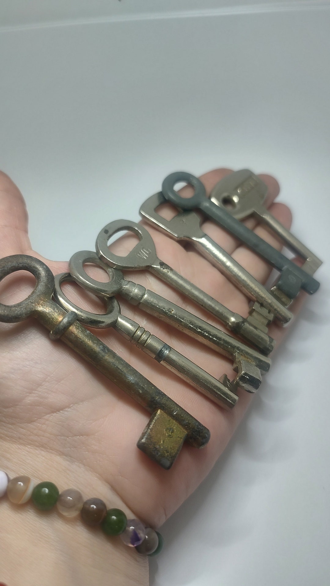 Bunch of Old Keys,vintage Metal Keys Set - Etsy