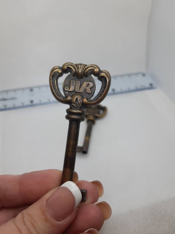 Authentic Brass Keys skeleton Keycollectable Key - Etsy