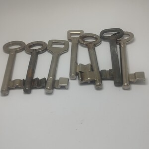 Bunch of Old Keys - Etsy