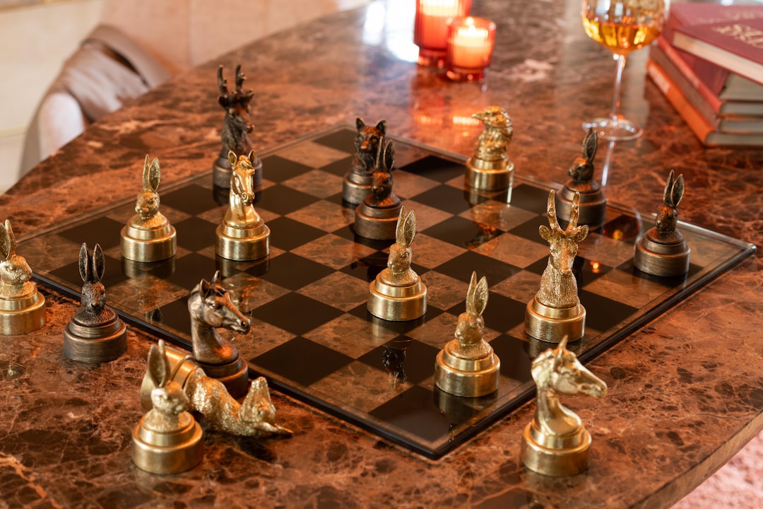 Deluxe Animals Chess Set With Hand-carved Animals Pieces | Animals ...