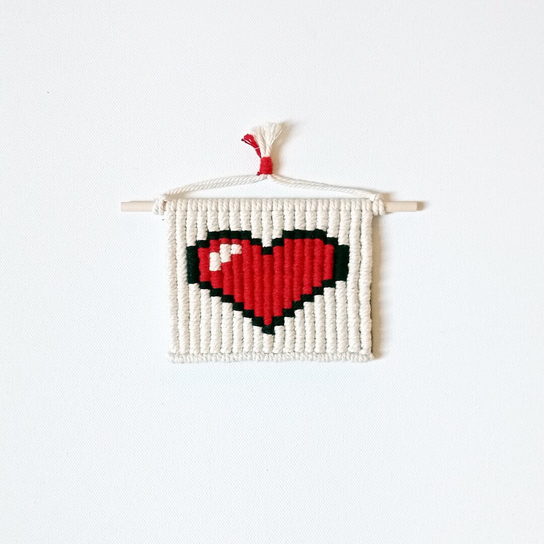 Pixel Art Macrame Wallhanging Heart - Etsy