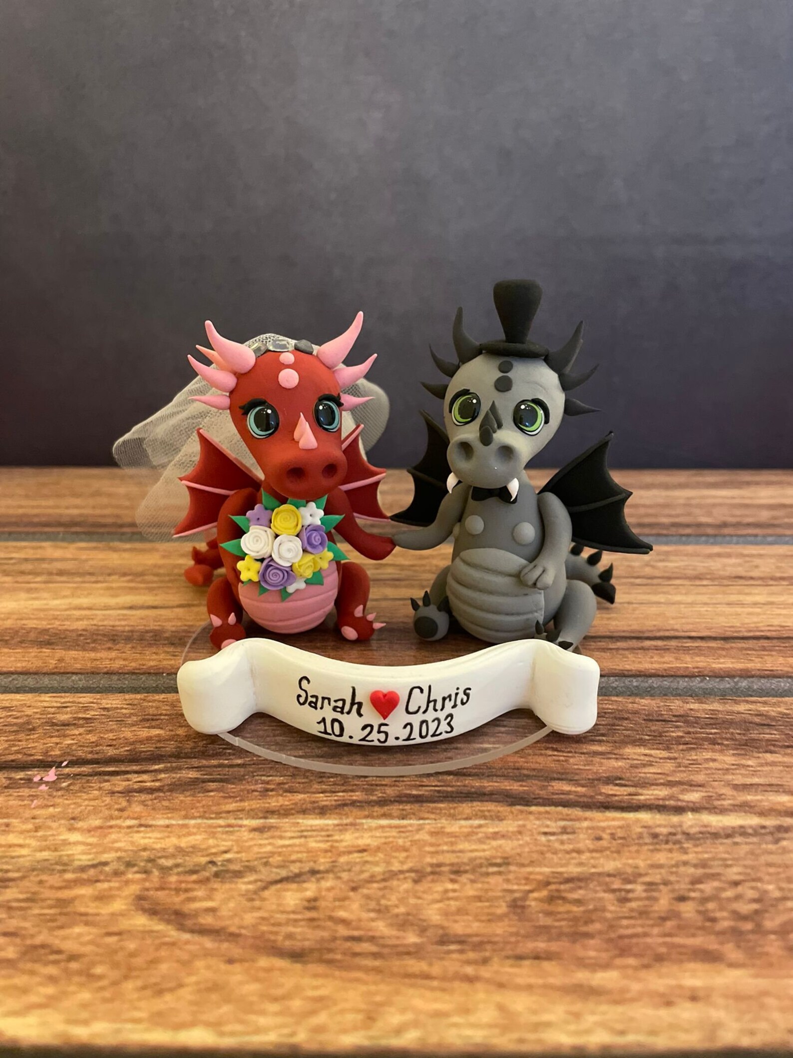 Dragon Wedding Cake Topper, Fantasy Dragon Couple, Cute Wedding Cake ...