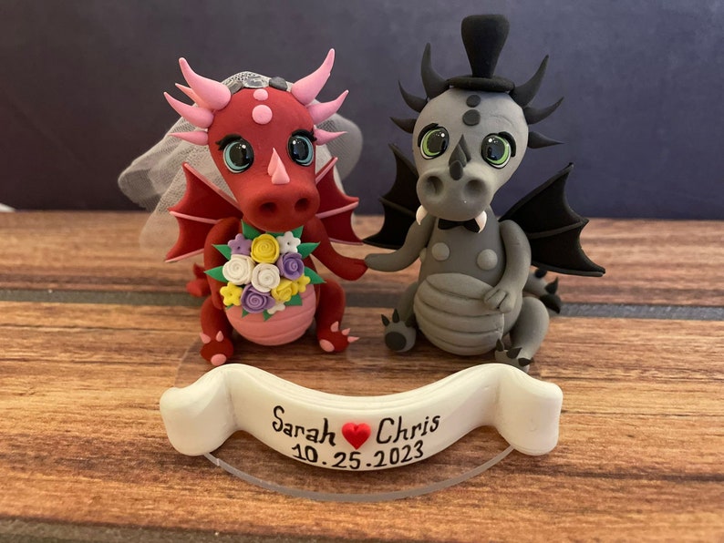 Dragon Wedding Cake Topper, Fantasy Dragon Couple, Cute Wedding Cake ...