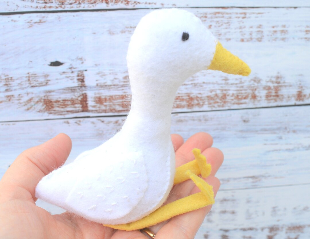 Gladys Duck Pdf Felt Pattern. Instant Download. Plushie Pattern, Softie ...