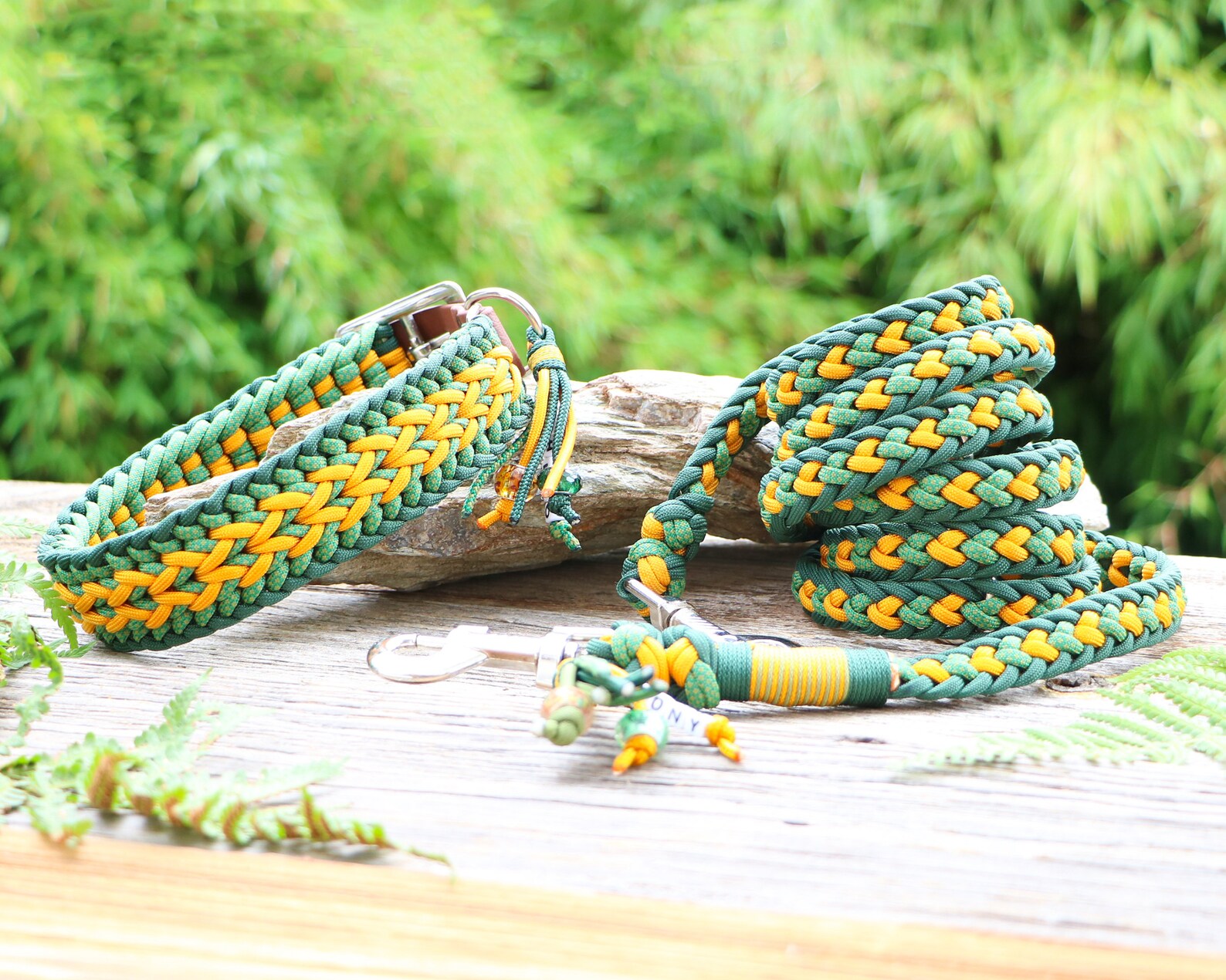 Dog Collar and Leash Set, Name Tag, Handmade From Gen. Paracord ...