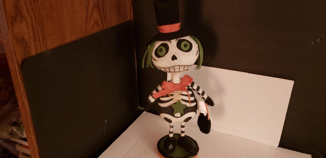 Halloween Felt Skeleton on Stand - Etsy
