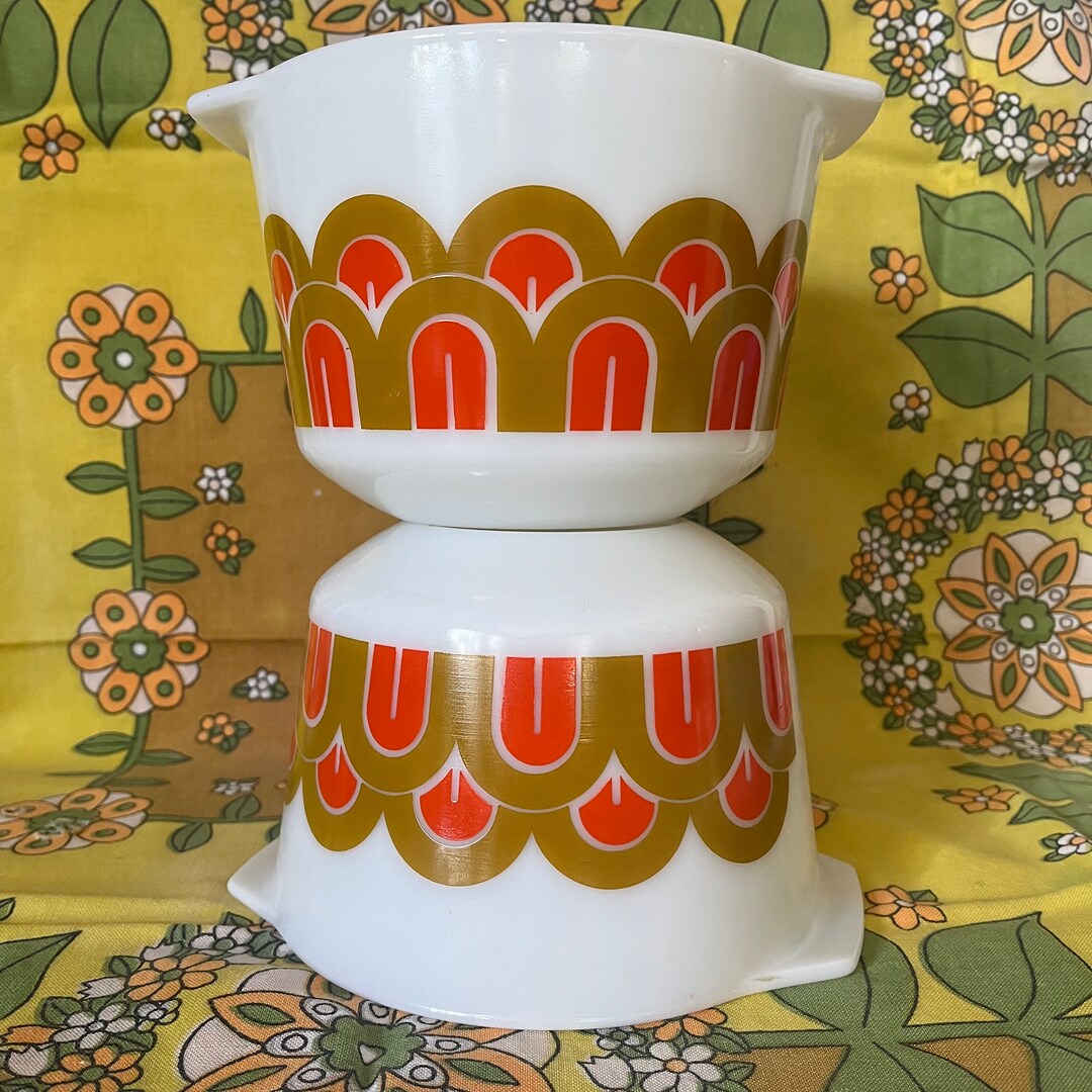 2x Vintage 1971 Pyrex Arches/ Fish Scales Straight-sided Mixer Bowl ...