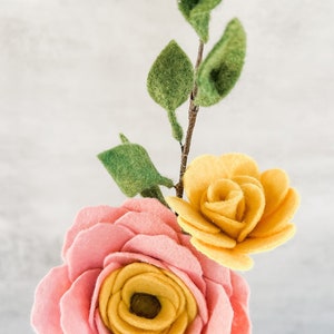 BEAUTIFUL BLOOM, Felt Bouquet, Felt Flowers, Flower Bouquet, Felt ...