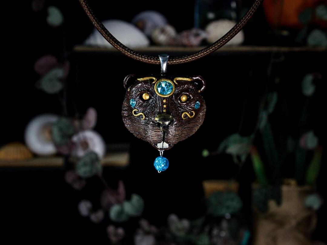 Animal Totem Pendant of the Beaver in Resin and Hand Painted. - Etsy