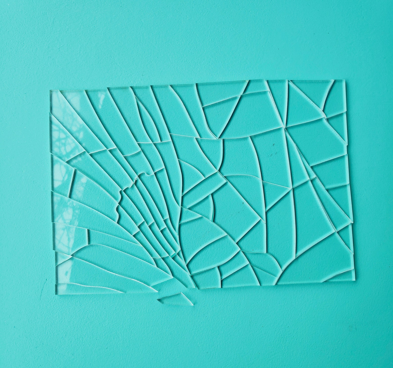 BROKEN GLASS Clear Impossible Jigsaw Puzzle Acrylic Laser Cutting ...