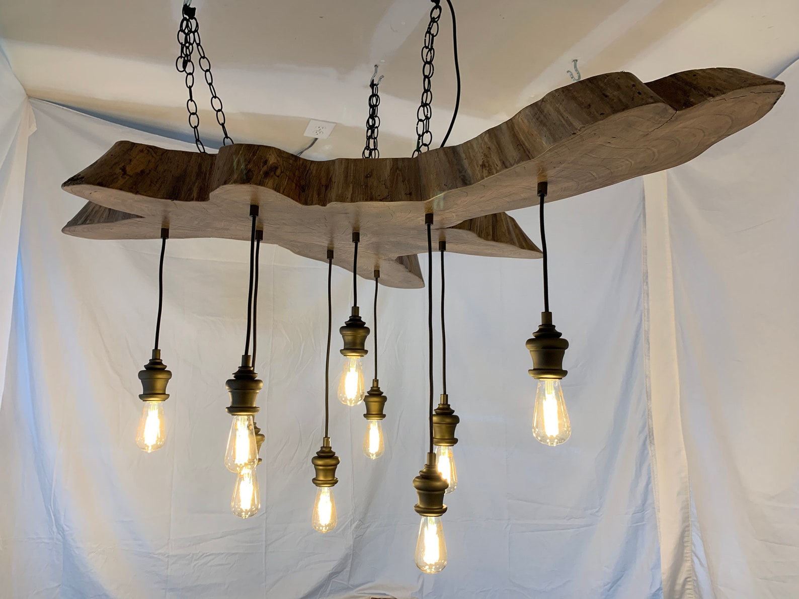 Lustre rustique en bois fait sur mesure | Etsy