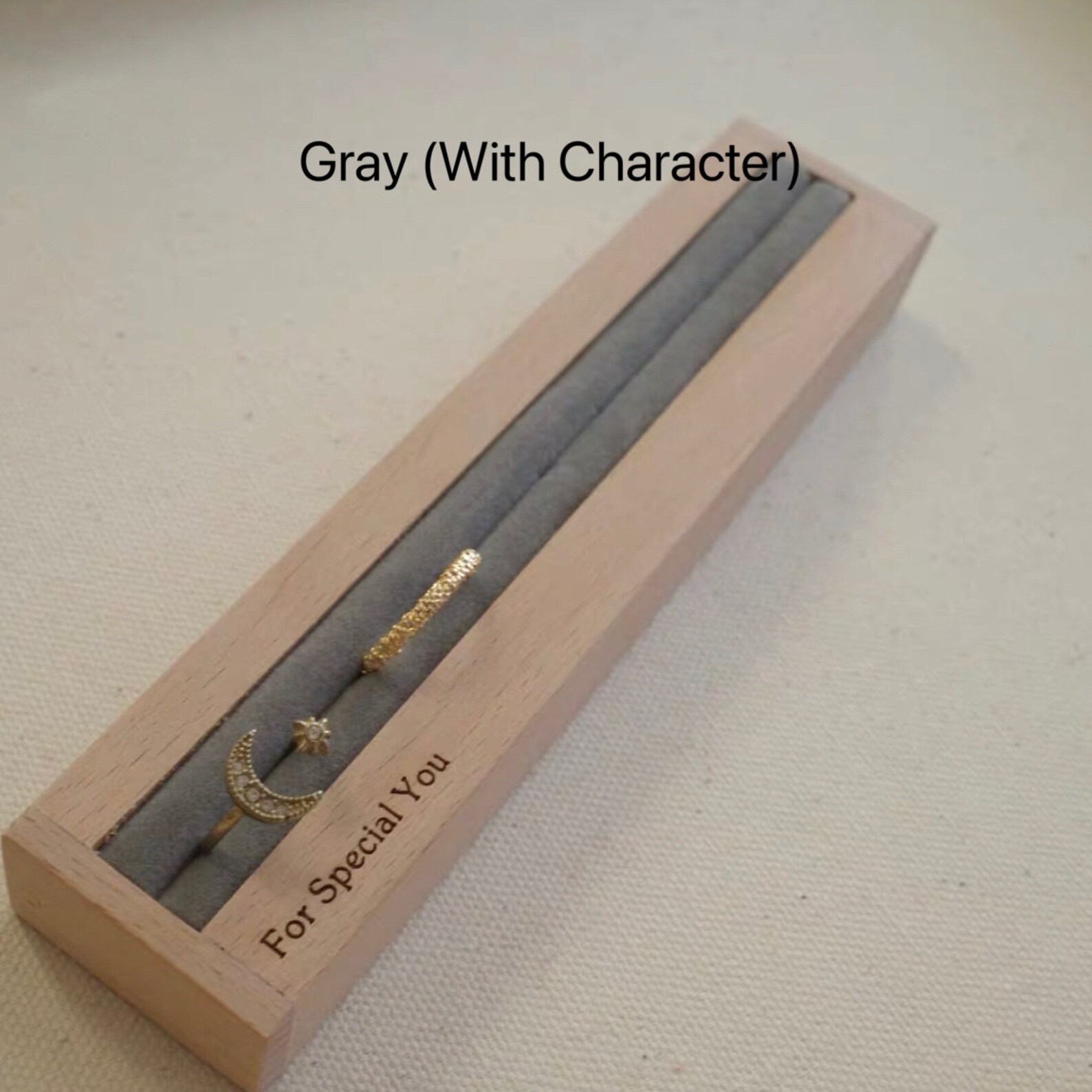 Light Wood Ring Display, Ring Stand, Ring Organizer, Ring Holder ...