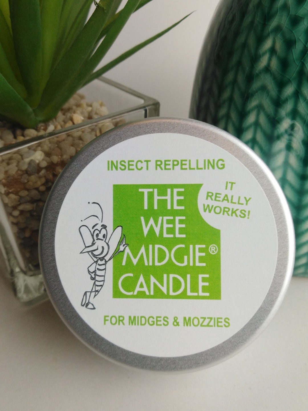 Insect Repelling Candle Vegan Friendly Smells Gorgeous and Really Works ...