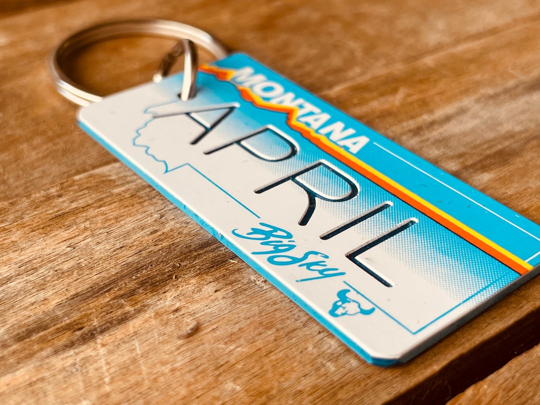 Personalized Engraved Montana License Plate Keychain - Key Ring - Key ...