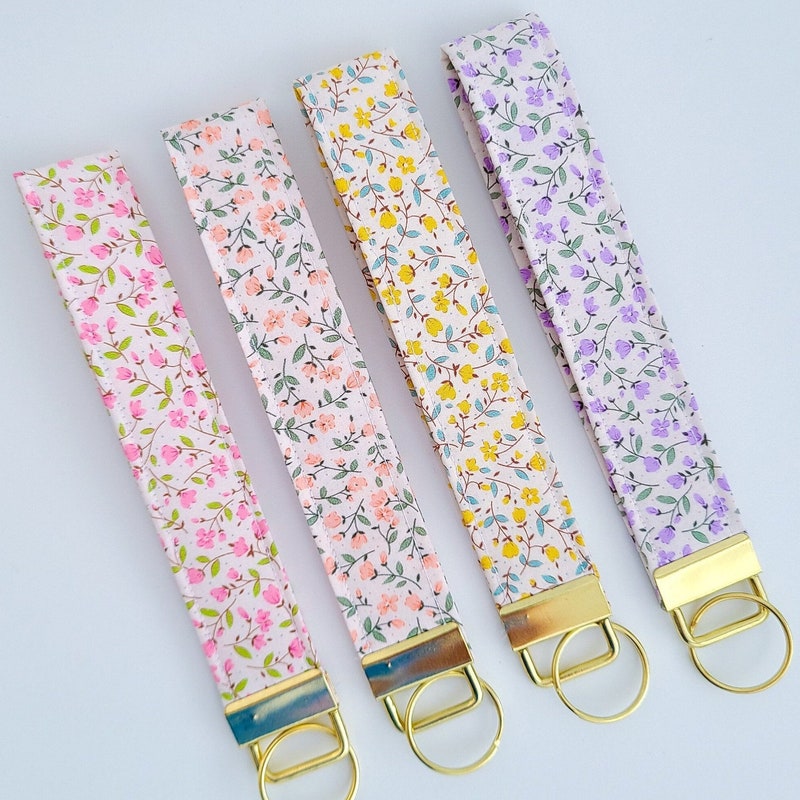 Wristlet Keychain - Etsy