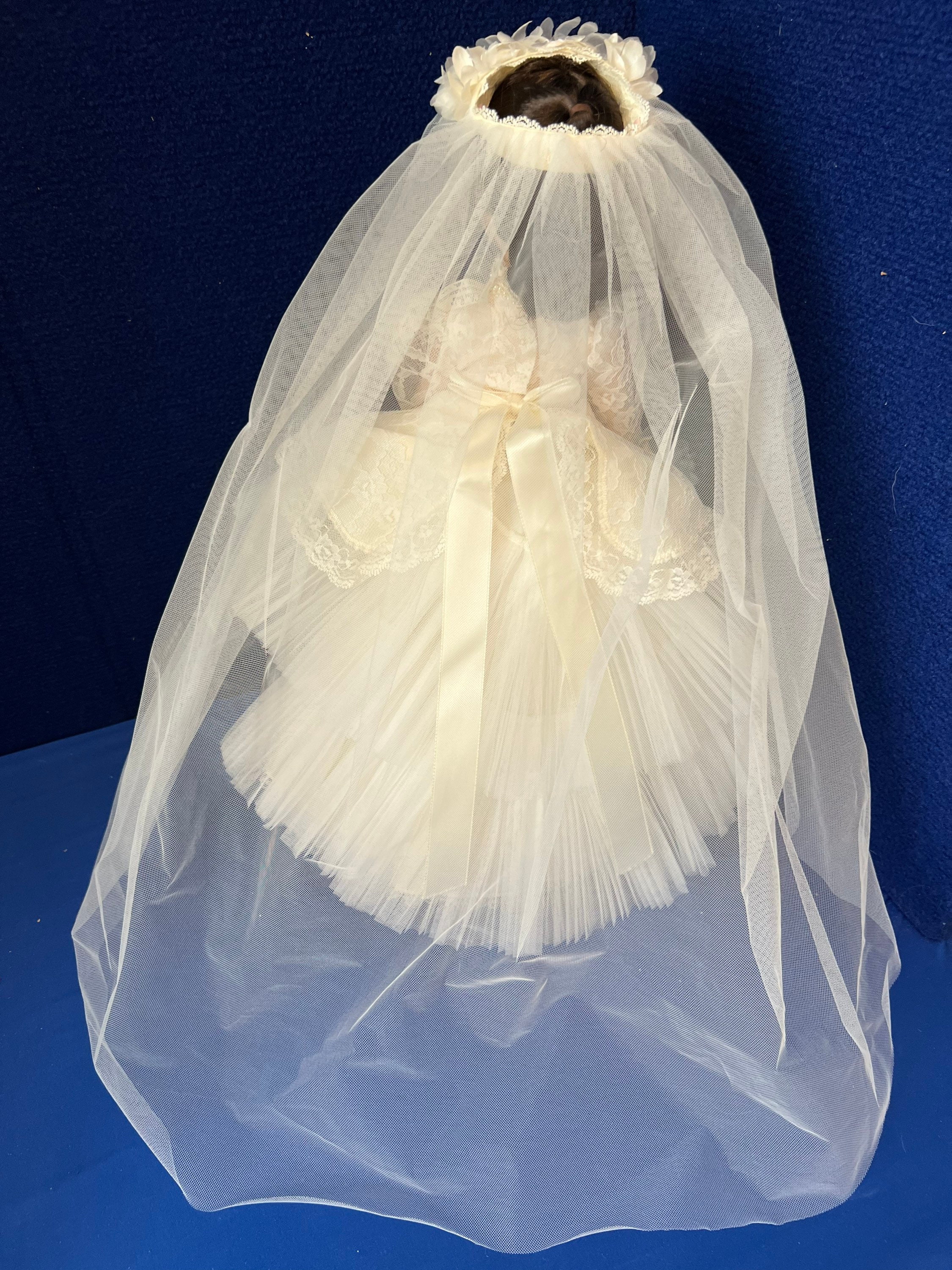 Vintage Elise Bride Madam Alexander 17 Doll With Brunette Hair and ...