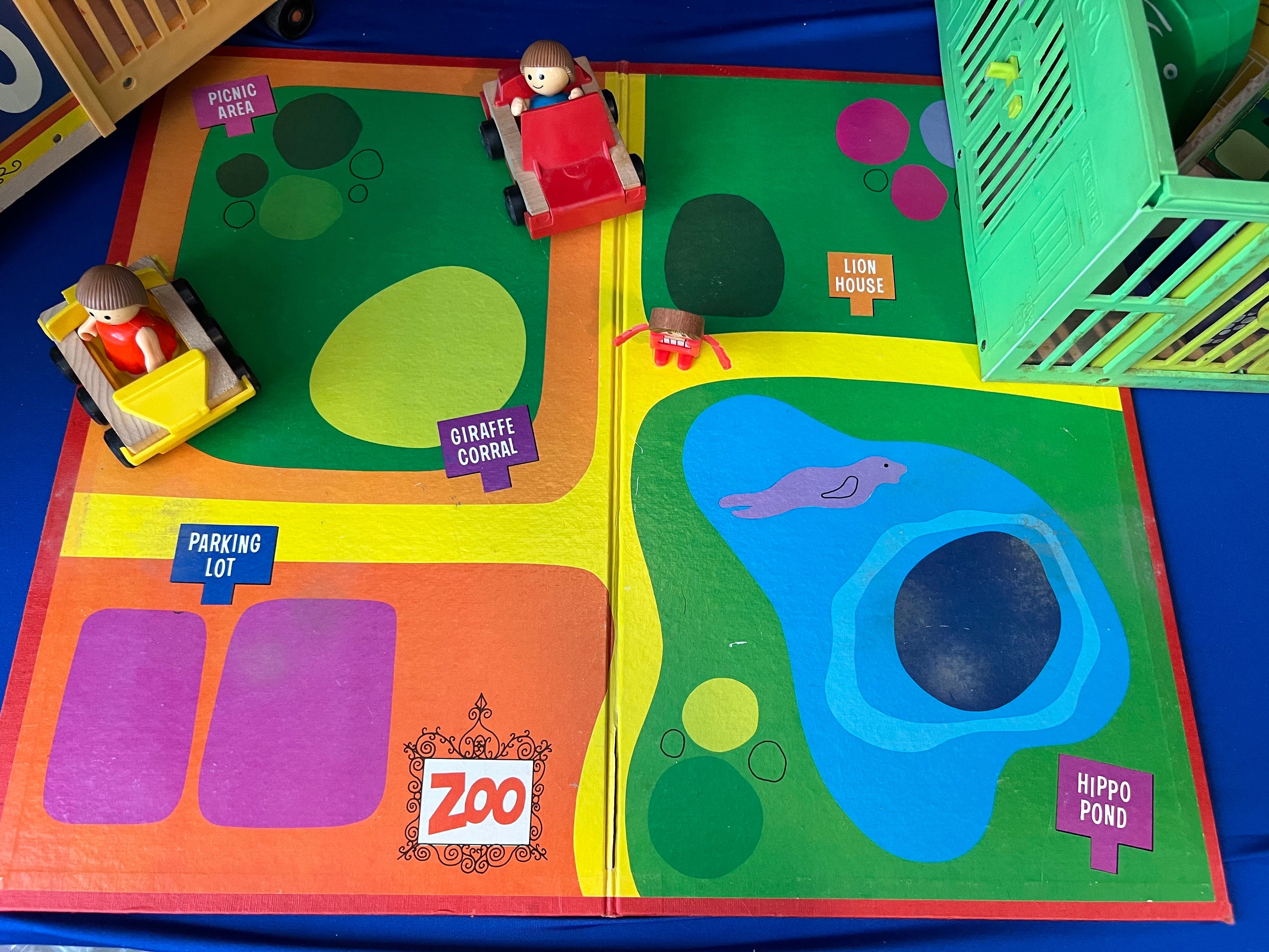 Vintage Playskool Lock-up Zoo With Animals, Vehicles & People, 1971 - Etsy