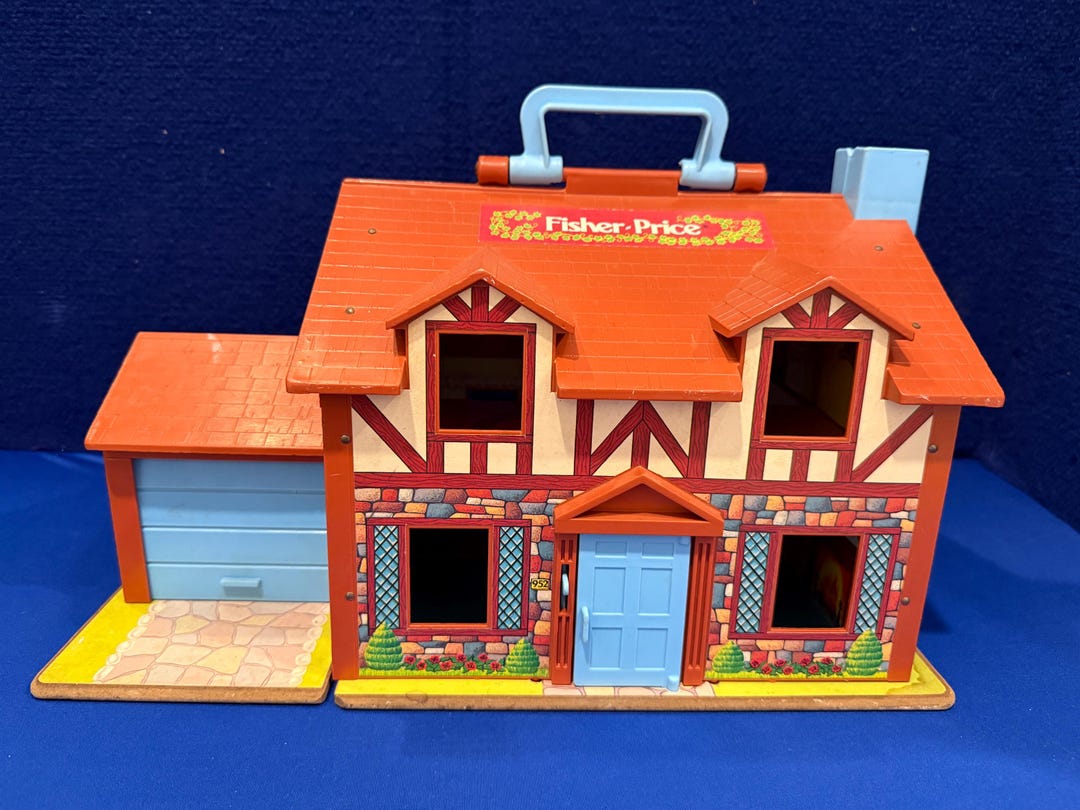 Vintage Fisher-price Tudor House: Little People Play Family, 1980s Toy ...