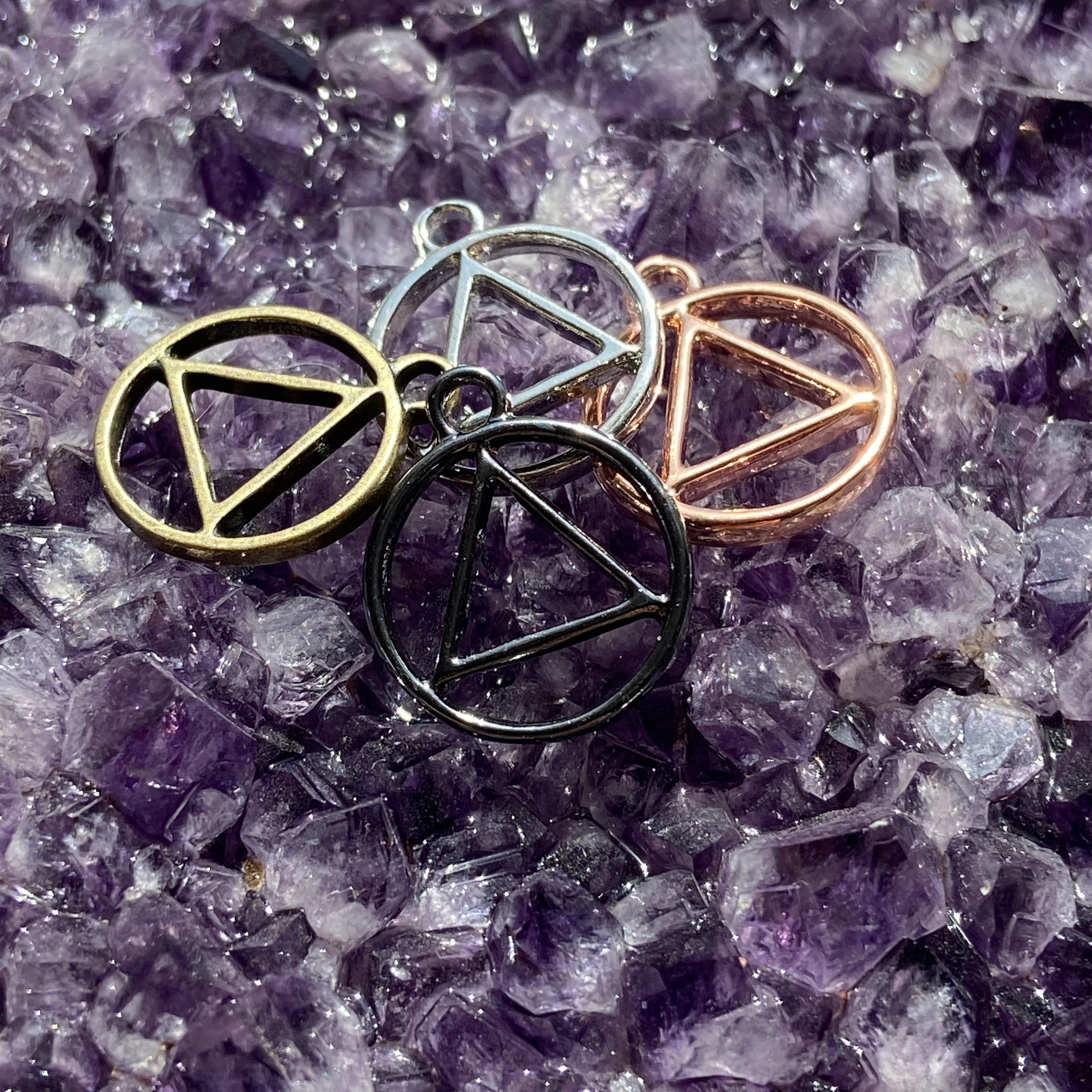 AA Charms Single | Alcoholics Anonymous Circle & Triangle Charms ...