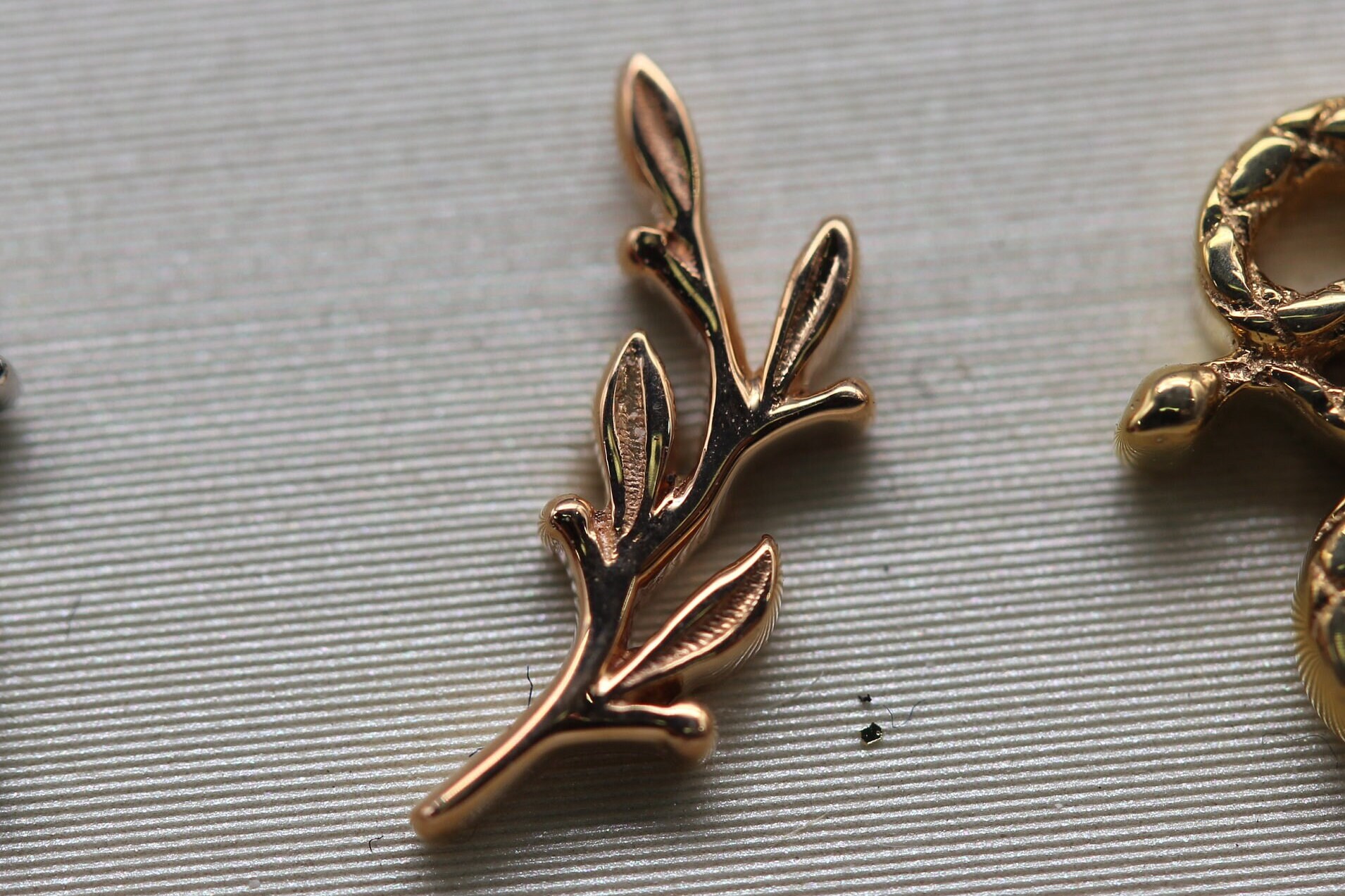 BVLA Rose Gold Threaded Small Amity - Etsy