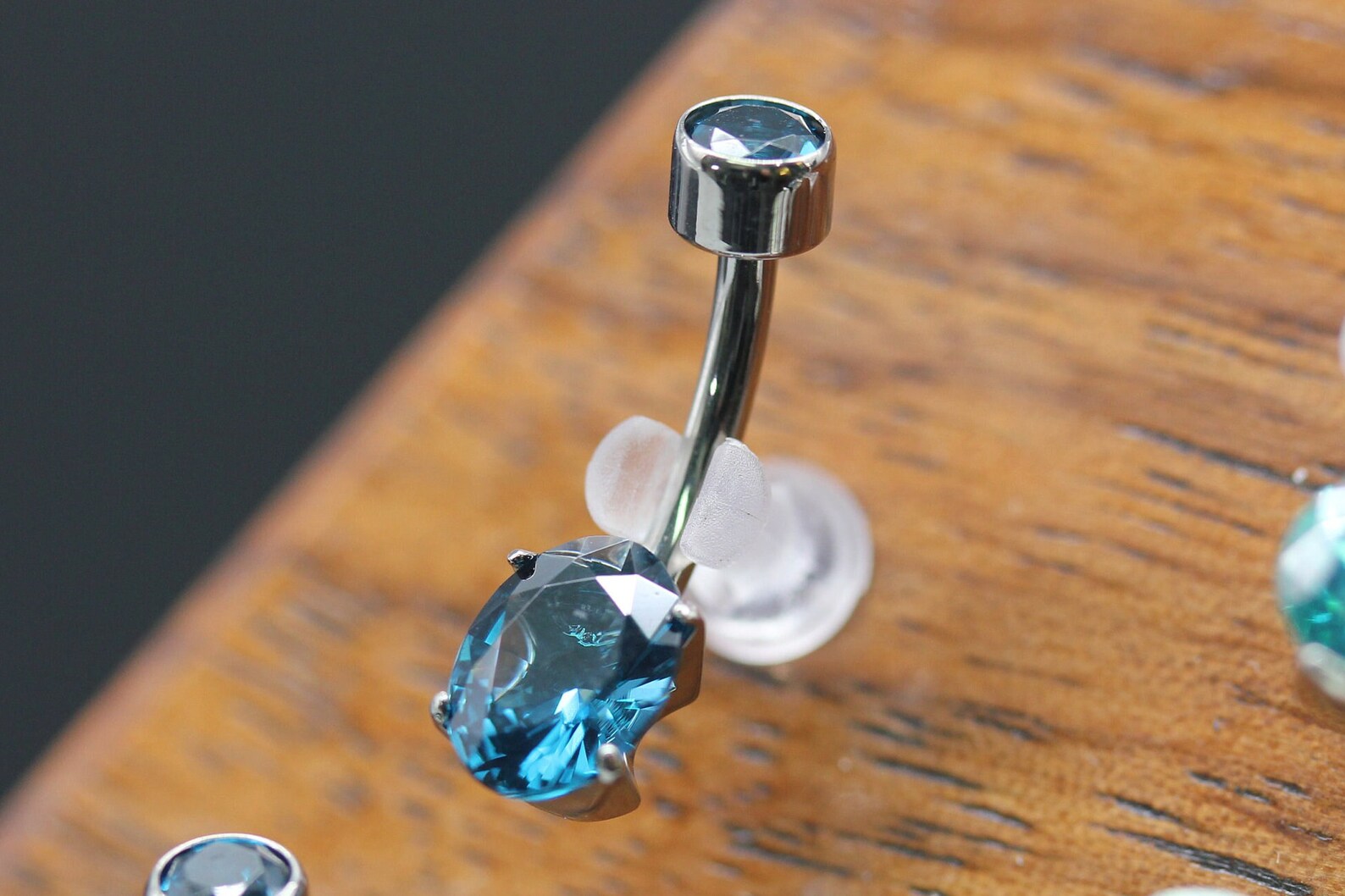 Anatometal Titanium Oval Navel Curve With Arctic Blue Stones - Etsy