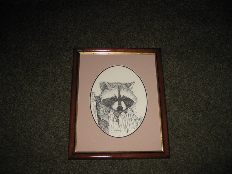 STEVE LEONARDI NUMBERED Print Racoon 708/1000 Oval Mat Very Light Pink ...