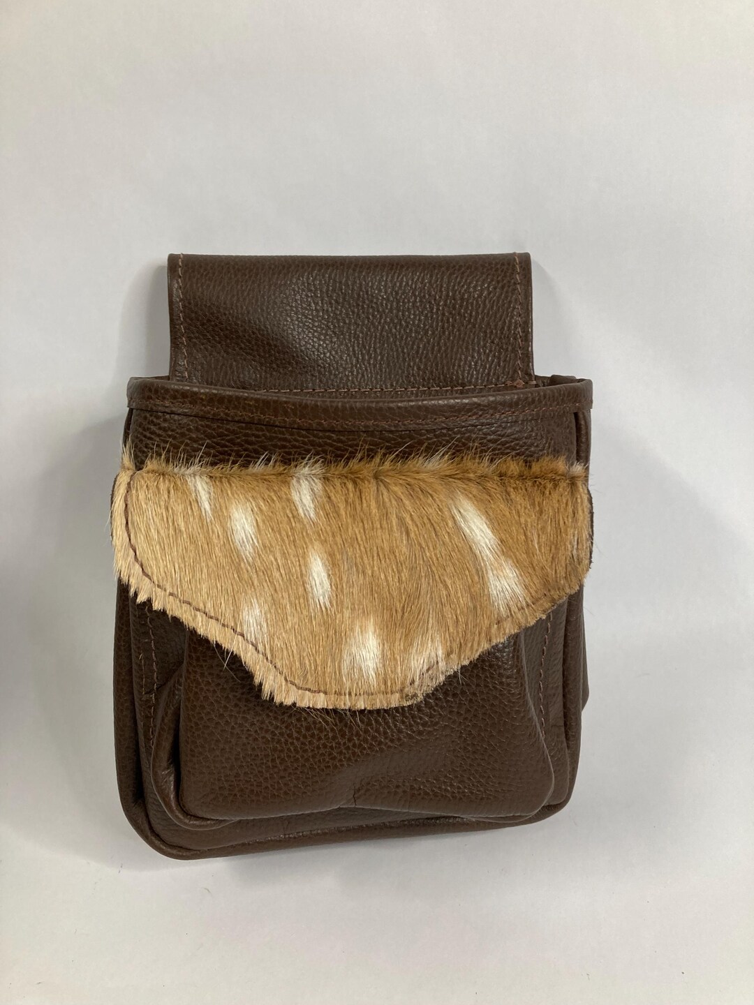 SWS Axis Deer Hide & Brown Pebbled Leather Clay Sports Bag With Front ...