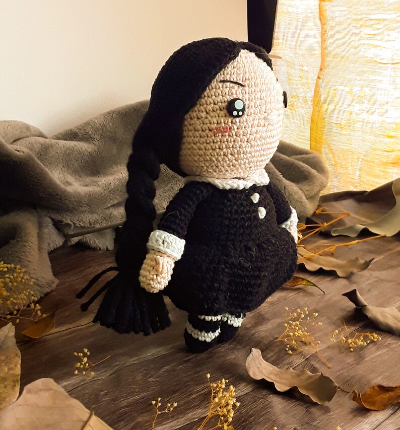 Merlina wednesday addams patron español - Etsy México