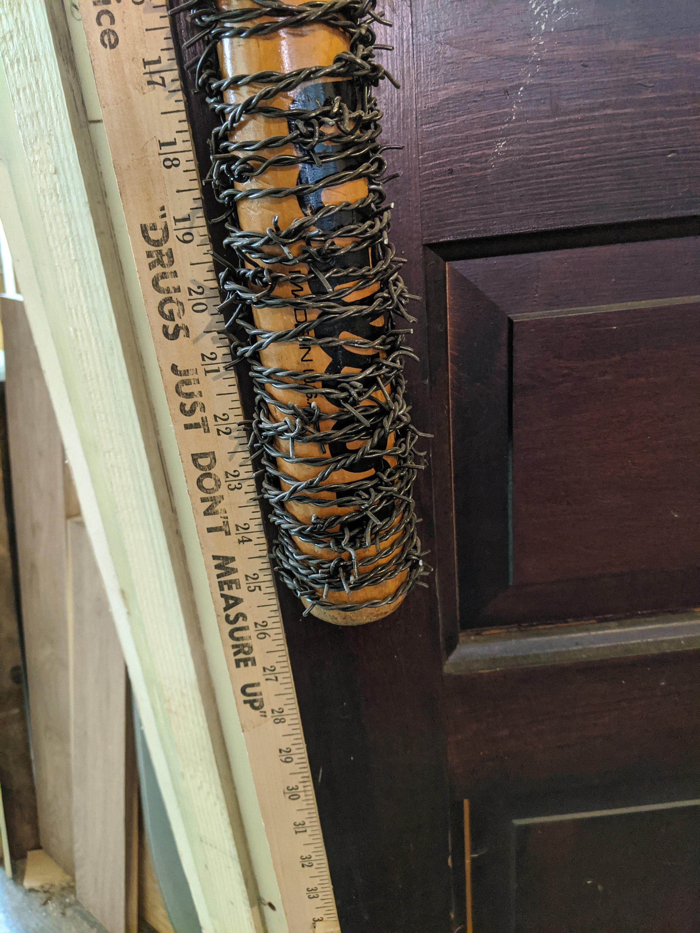 WD Barbed Wire Wrapped T-ball Bat, Wilson, the Son of Lucille, Short ...