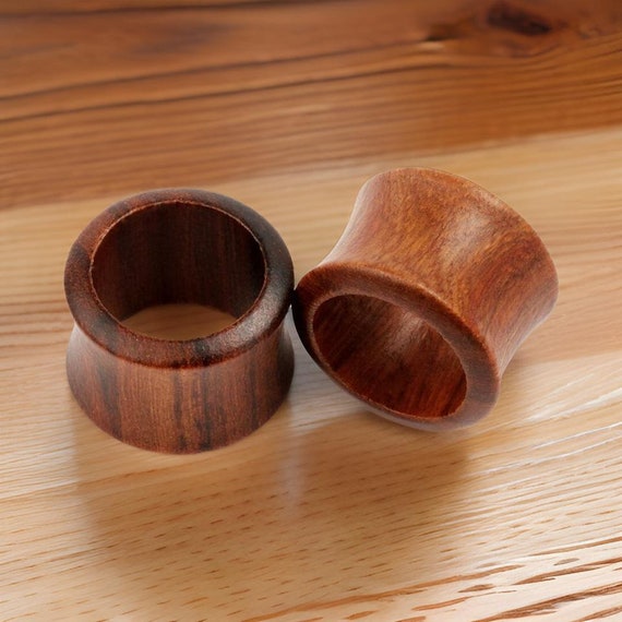 Wooden tunnel gauges store