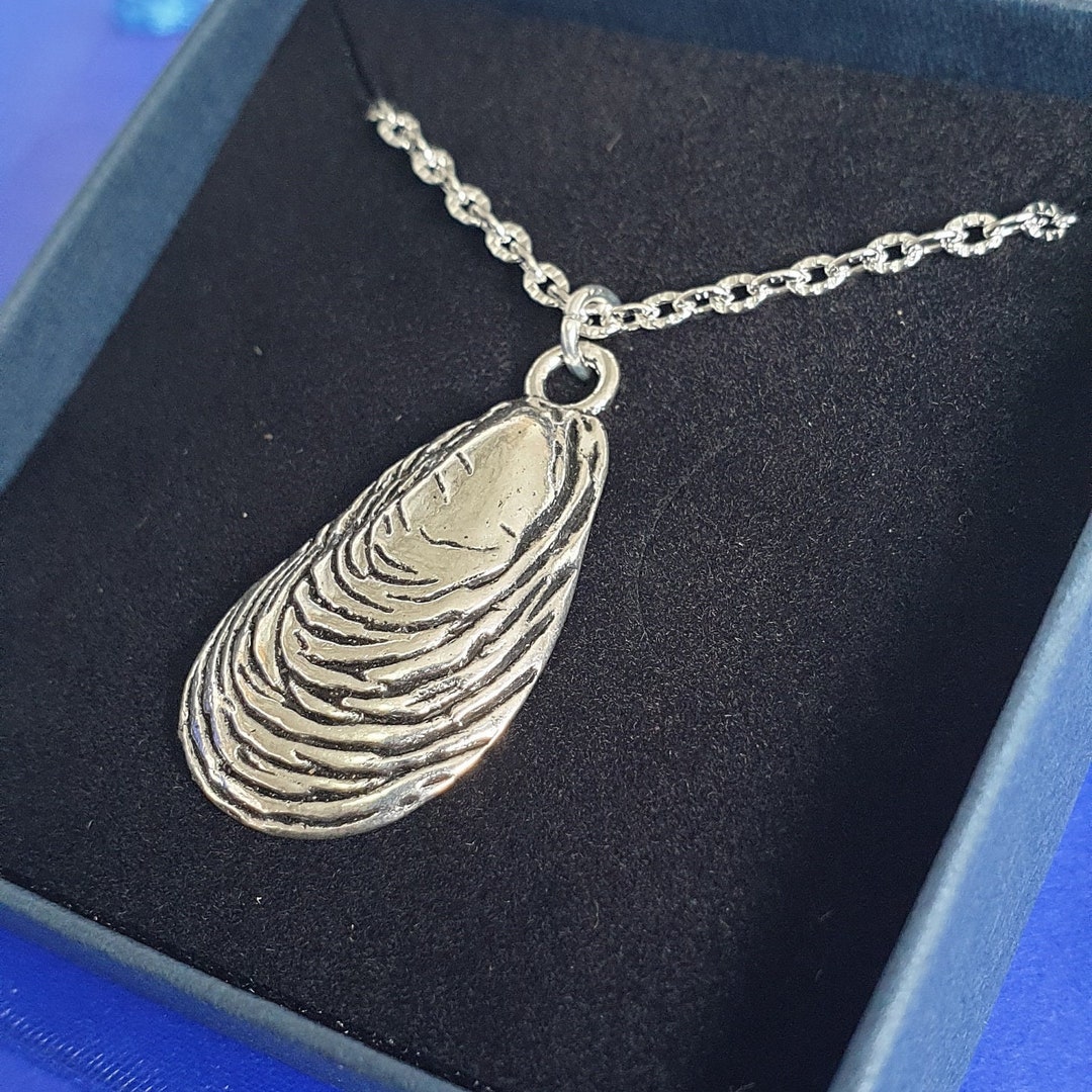 Mussel Necklace Seashell Silver Plated Shell Charm Pendant Gift - Etsy