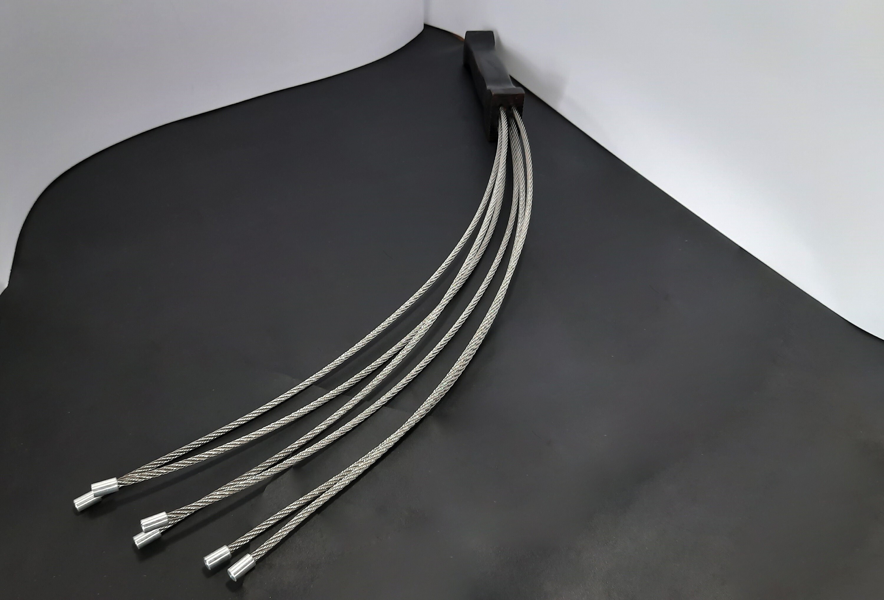 Extreme Stainless Steel Brutal Whipping Flogger Pain Spanking Wire Rope ...