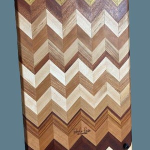 Chevron Cutting Serving | Charcuterie Board | Zigzag Pattern - Etsy