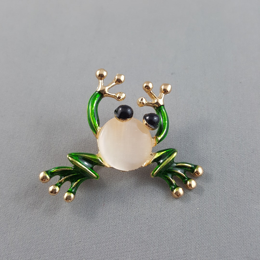 Lil' Green Froggy Brooch, Frog Pin, Jumping Frog Jewelry, Ribbit Brooch ...