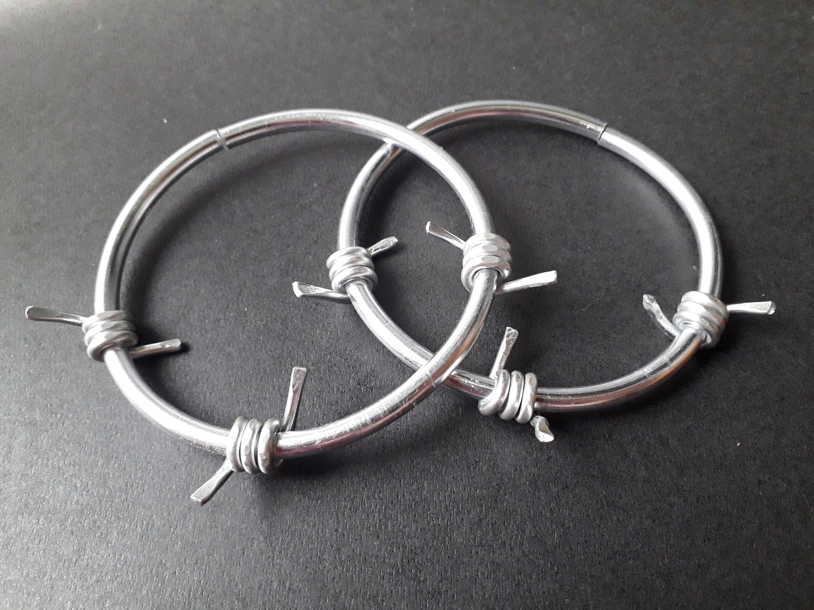 6 Gauge Barb Wire Hoops, Tunnel Hoops, Stretched Ear Hoops in Aluminum ...
