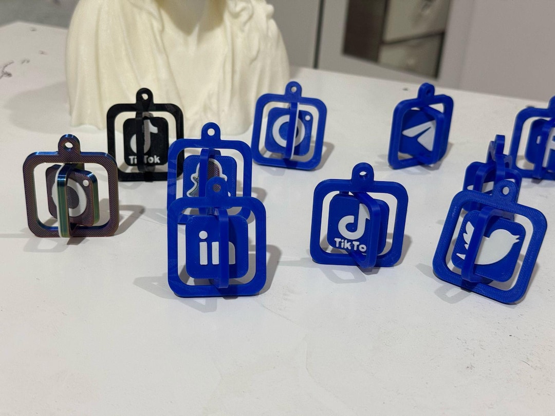 3D Print NFC Keychain .STL Files: Social Media Flipping Tag - Etsy