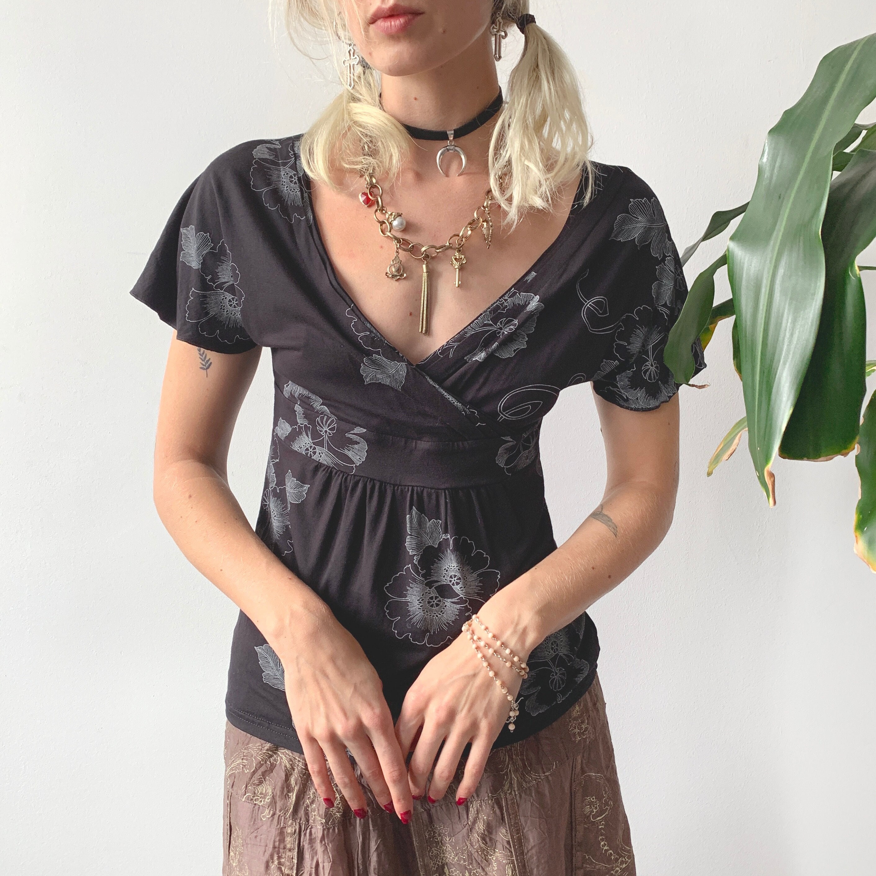 Vintage Y2K 00s 2000's Orsay Black Floral Print Boho Bohemian Fairy Grunge Witch Overlap V-neck ...