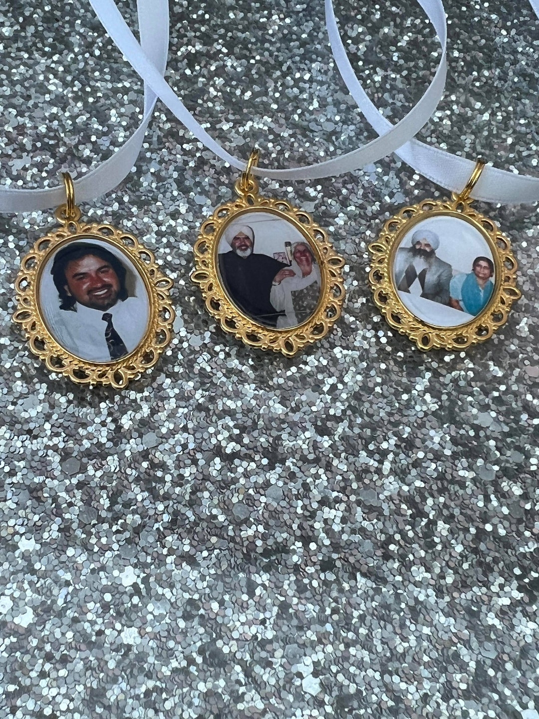 Gold Bridal Memorial Bouquet Photo Oval Charm/memory/remembrance/locket ...