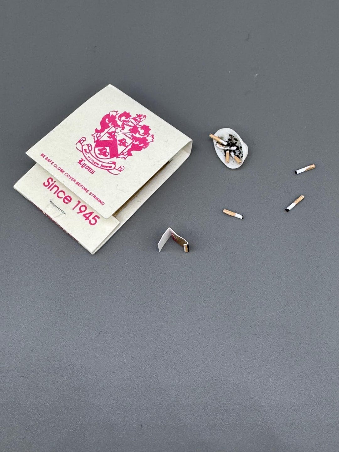 1:12 Scale Miniature Cigarettes and Shell Ashtray With Matchbook - Etsy