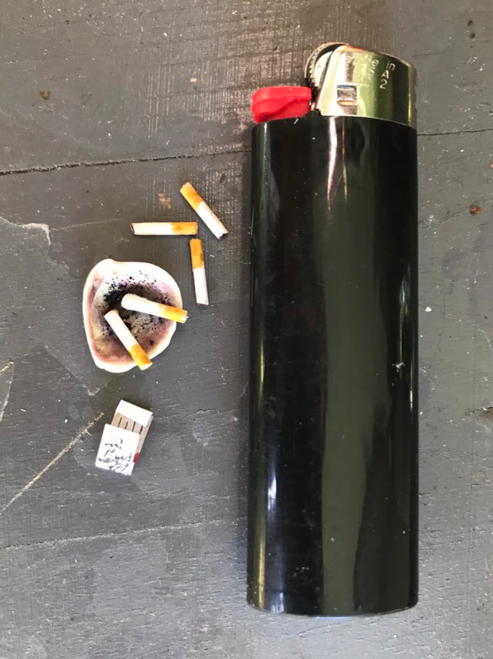 1:12 Scale Miniature Cigarettes and Shell Ashtray With - Etsy