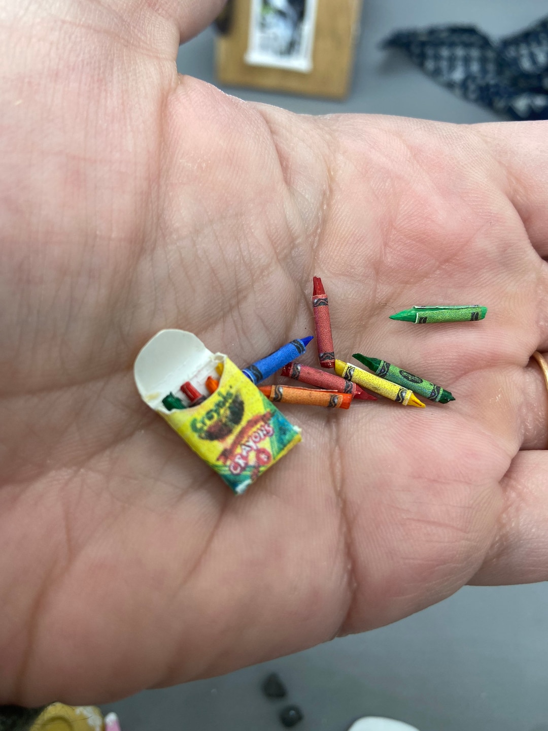Miniature Crayon Box Set for Dollhouse Decor, Collectible Mini Craft ...