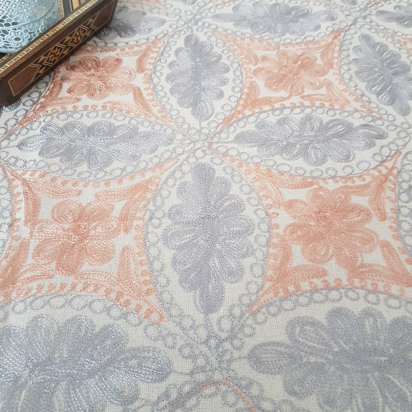 Tablecloths Aghabani Syrian Silk Charm with 4 NapkinsSize 94 | Etsy