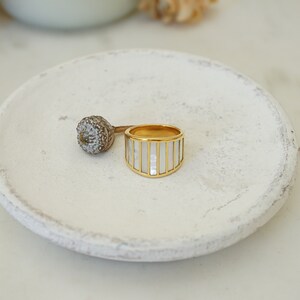 Gold White Sea Shell Ring, Mother of Pearl Ring, Gold Plated Stainless Steel, Geometric Square ...