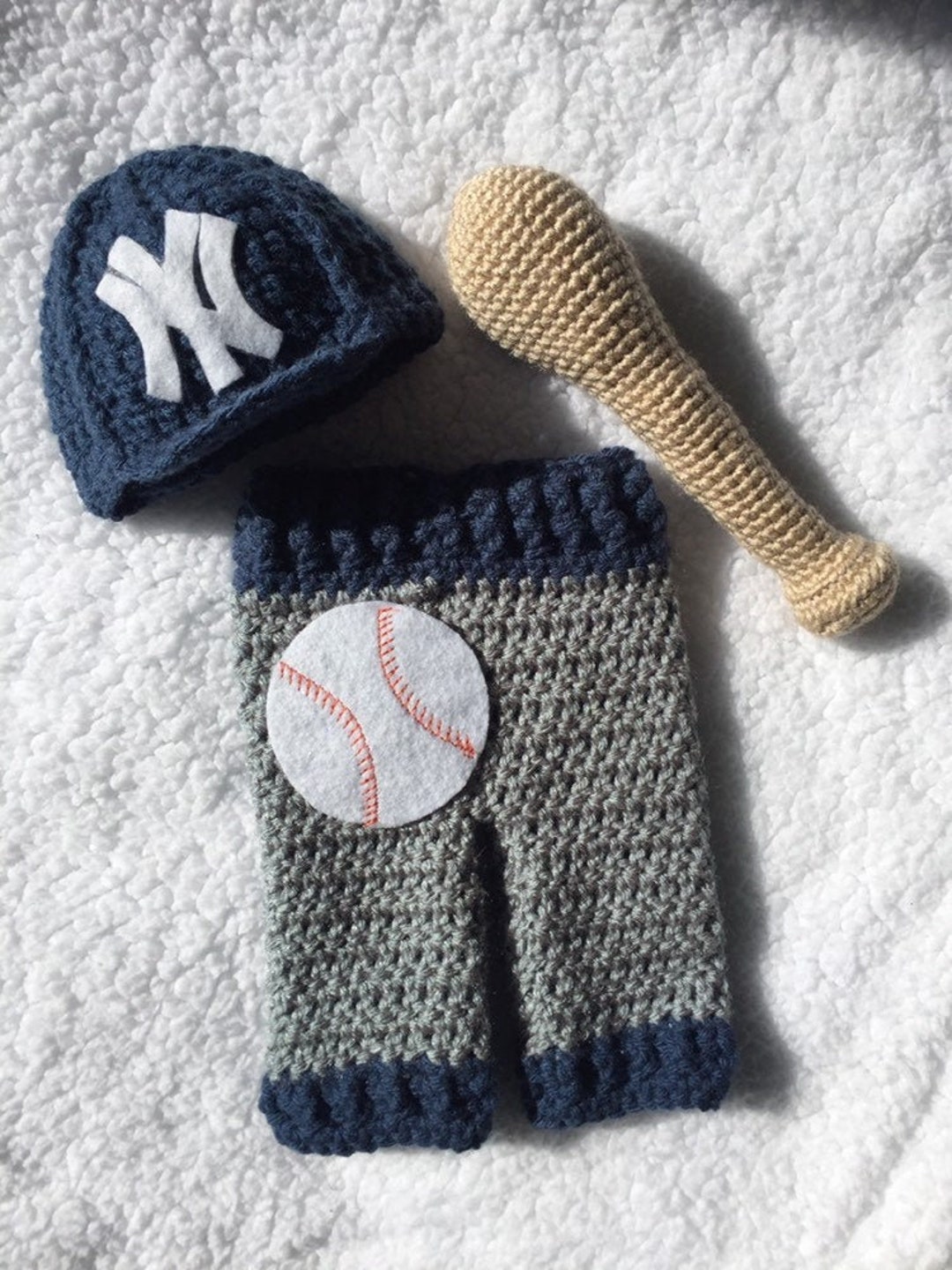 Baby, New York Yankees Hat and Pant Set With Baseball Appliqué ...