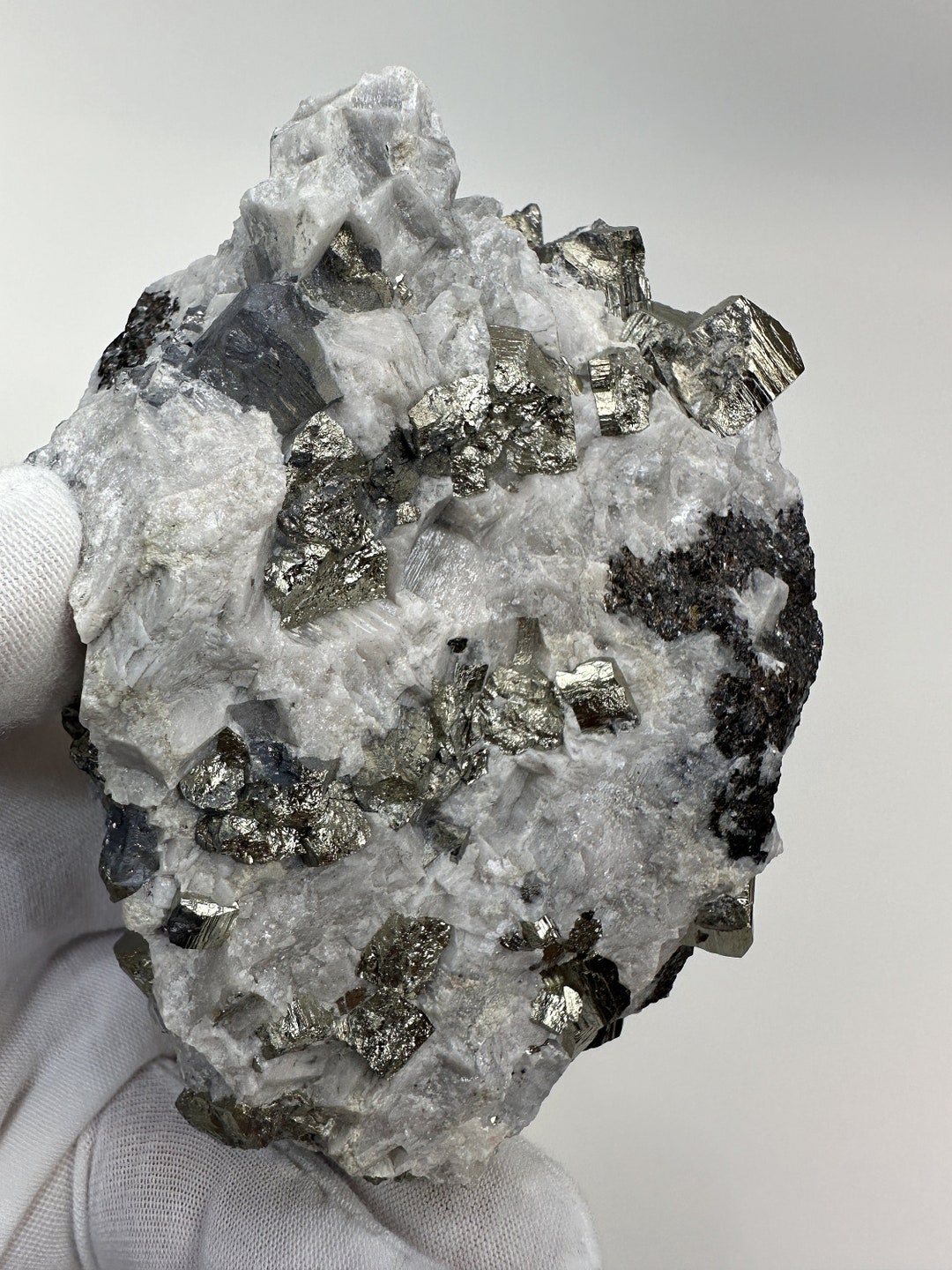 New Find___large Rare Very UV Reactive Calcite With Pyrite From Mapimí ...