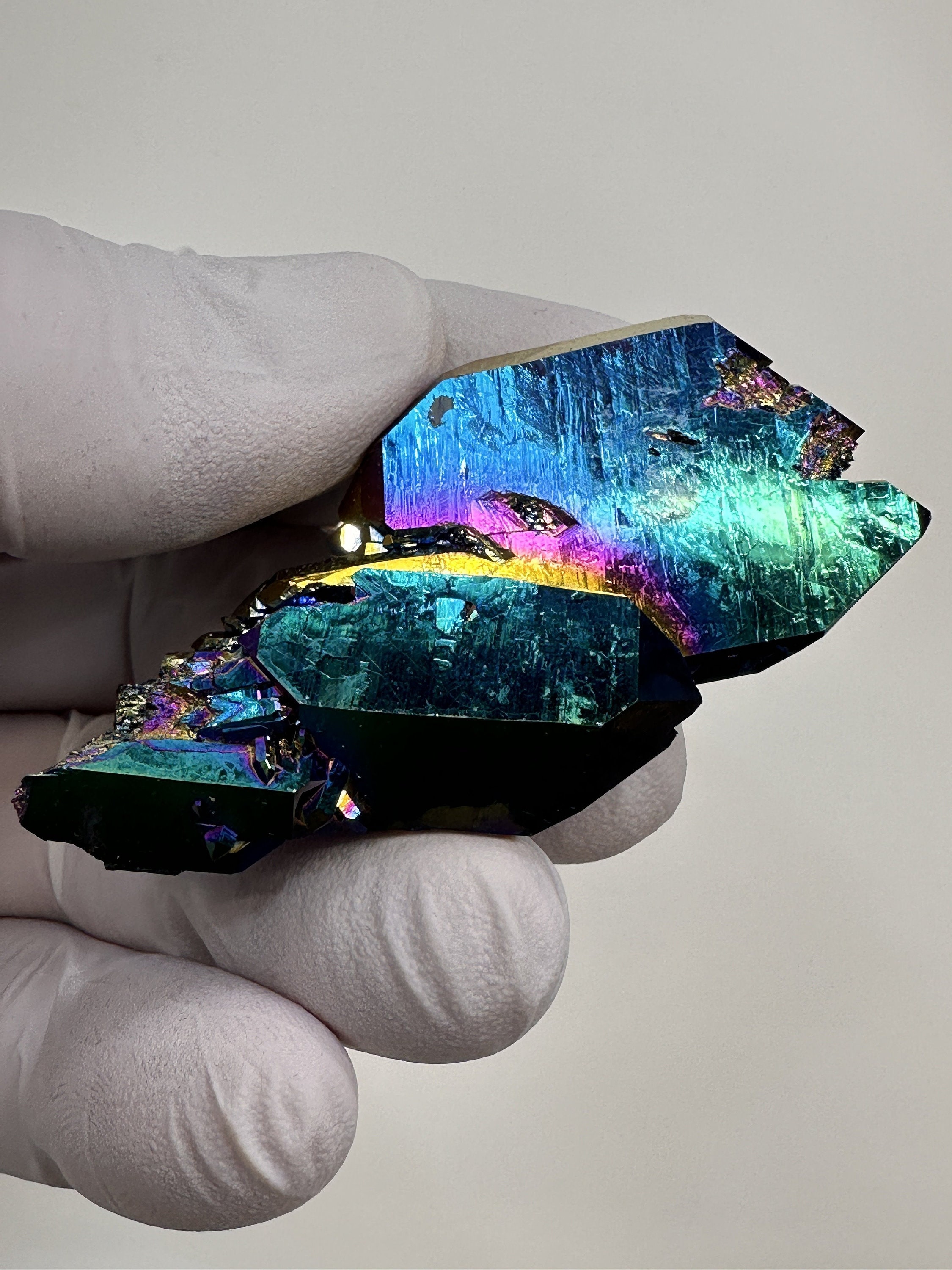 Incredible Rainbows___ Titanium Rainbow Aura Arkansas Quartz Crystal DT ...