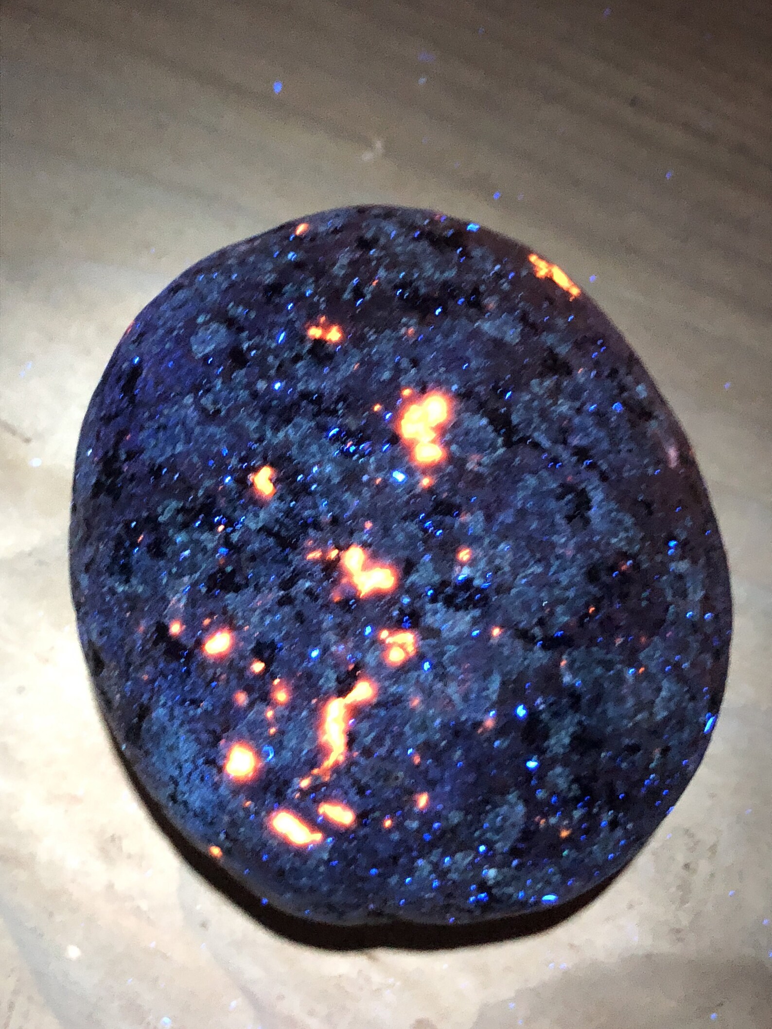 Medium 4.34 OZ./ 123 Gram YOOPERLITE Fluorescent Sodalite - Etsy