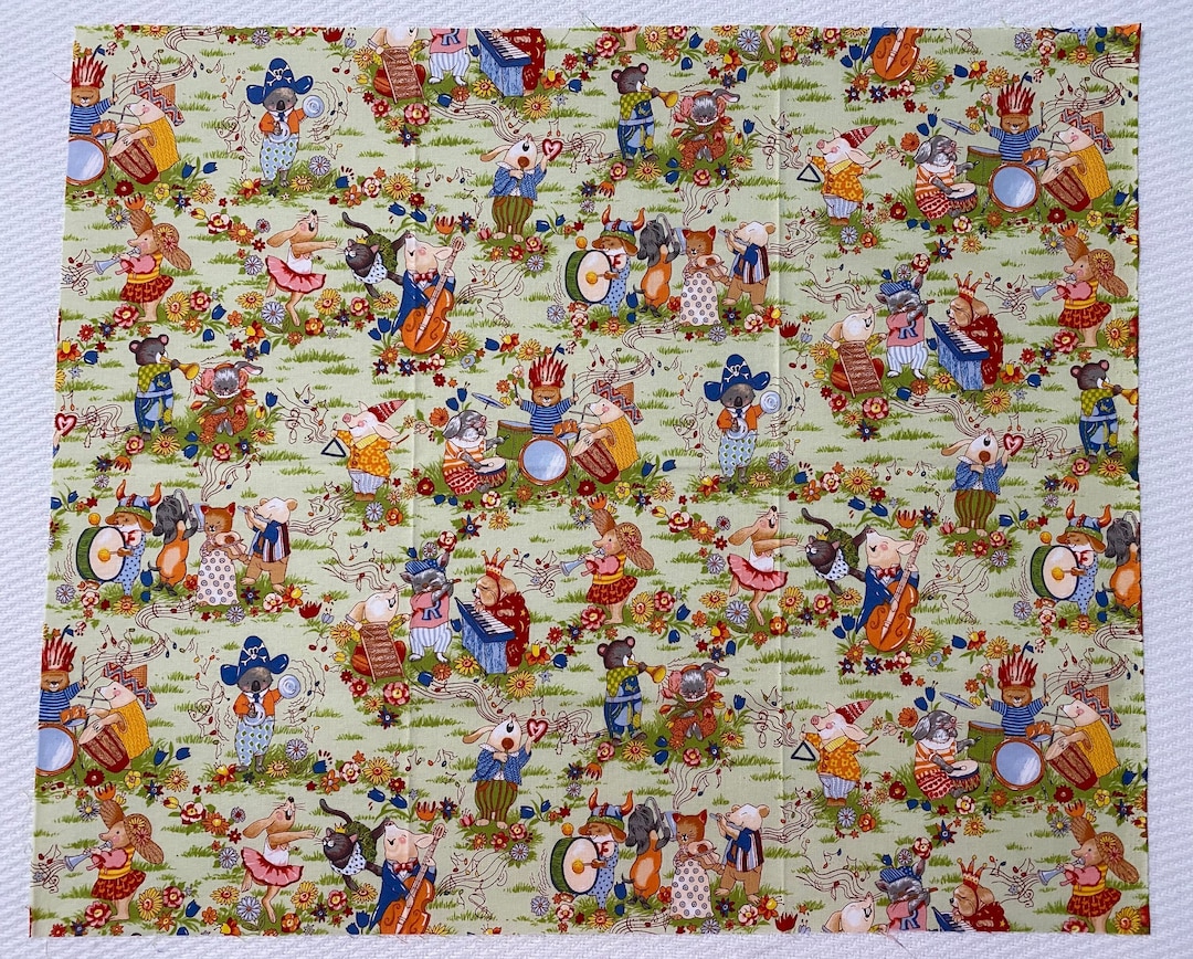 Bee Bop by Alexander Henry / Fat Quarter / Animal Fabric / OOP & HTF - Etsy